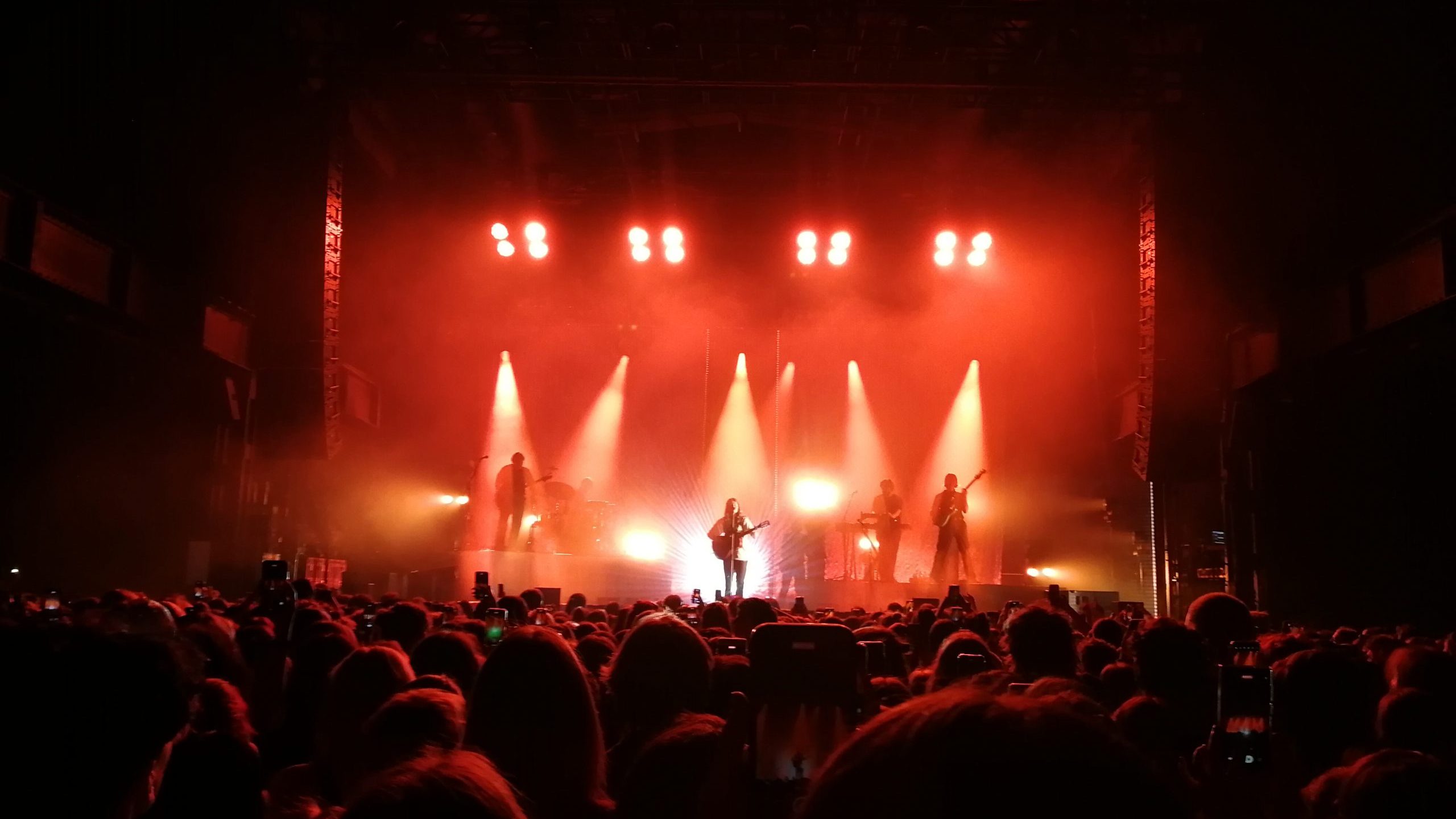 Serotoninbooster im Palladium – girl in red in Köln - bonnFM