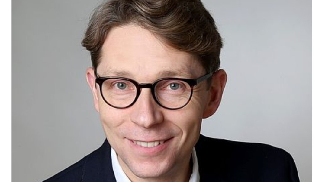 Beim Studierendenwerk sind Profis für euch am Werk - Pressesprecher ...